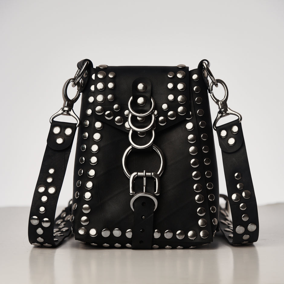 Broke Boutique - the luxury fashion brand making statements with waste